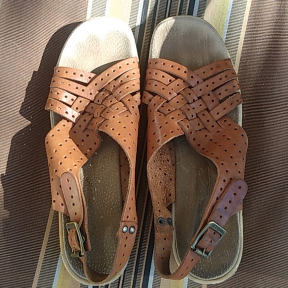 Famolare | Shoes | Famolare Get There Platform Slides | Poshmark